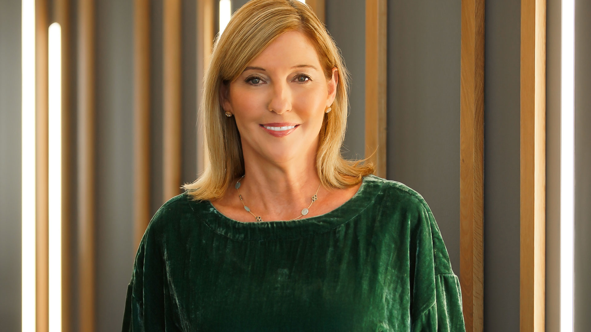 Holly Sullivan – A Peek Inside Amazon Culture - OZ Arts Nashville